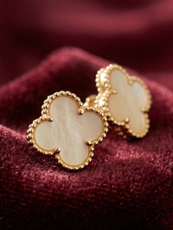Jewelry | Elegant 15mm Clover Earrings 18k Gold Plated Dainty ...